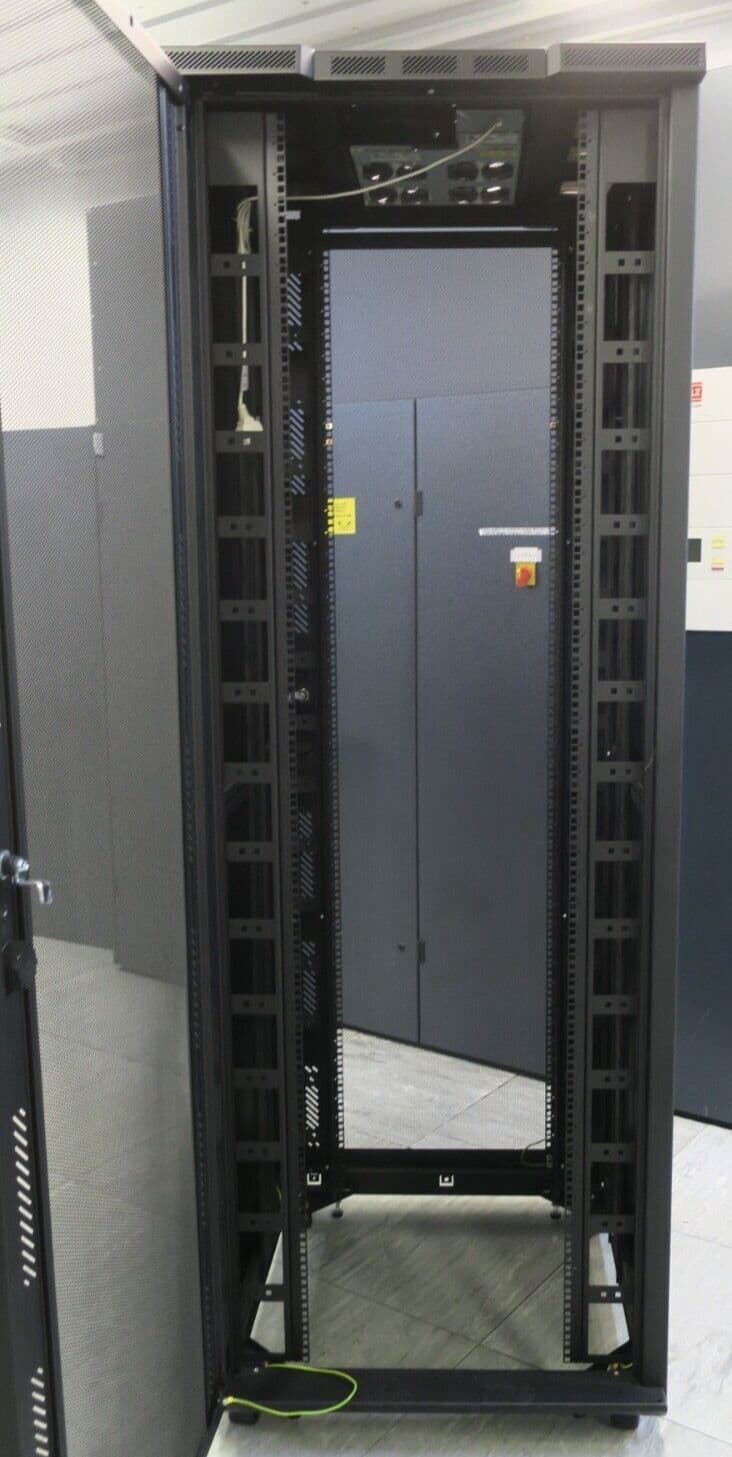 Cannon ServerSmart Cab SERV478090 47U Data Server Switch Rack Fan 800mm ...