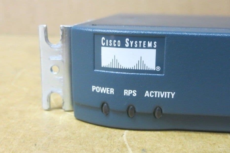 Cisco 2600 Series 2600XM Wired Network Ethernet Router 800-20059-02 ...