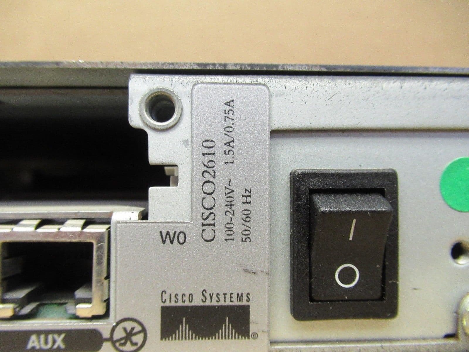 Cisco 2610XM 10/100 Mbps Ethernet Router 32Mb 1U Wired 2600 Series