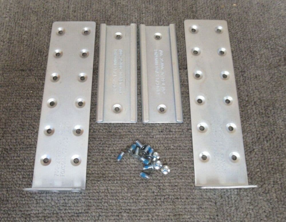 Cisco 700-27917-01 700-25400-01 Nexus 3000 Series Rackmount Ear ...