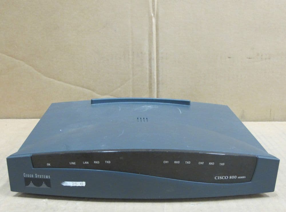 Cisco 801 Intergrated Services - Ethernet ISDN Network Wired Router