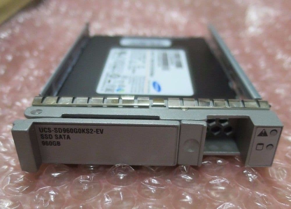 Cisco 960GB Enterprise SATA SSD 2 5" 6Gbps Hot-Swap Drive UCS-SD960G0KS2-EV