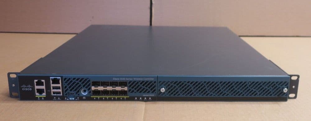 Cisco AIR-CT5508-K9 5500 5508 Wireless LAN Controller 8x SFP 12 AP Licensed
