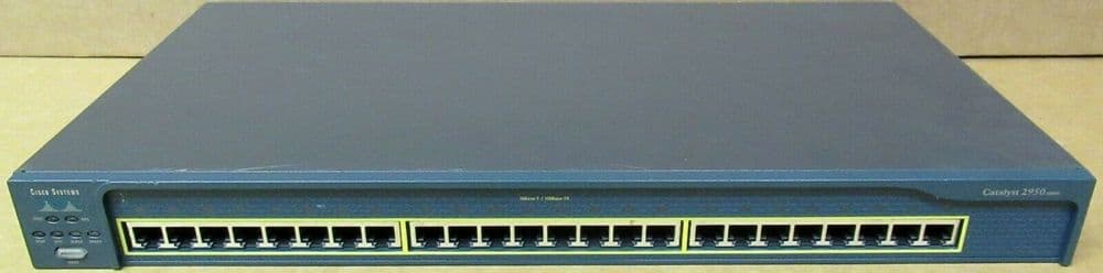 Cisco Catalyst 2950 WS-C2950-24 24-Port Fast Ethernet Desktop Switch