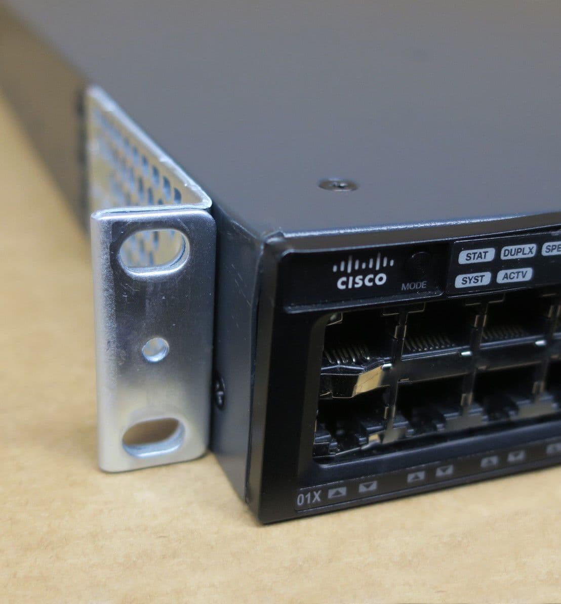 Cisco Catalyst 3650 WS-C3650-48FS-E 48x 10/100/1000 POE 4x 1G SFP L3 Switch