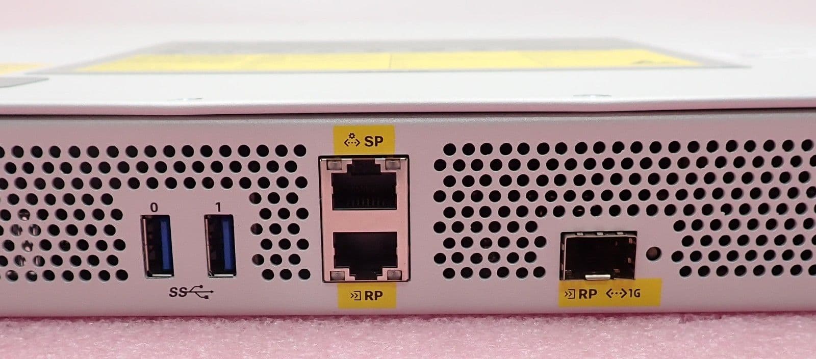 Cisco Catalyst 9800 Series C9800-40 WLAN Wireless AP Controller C9800-40-K9