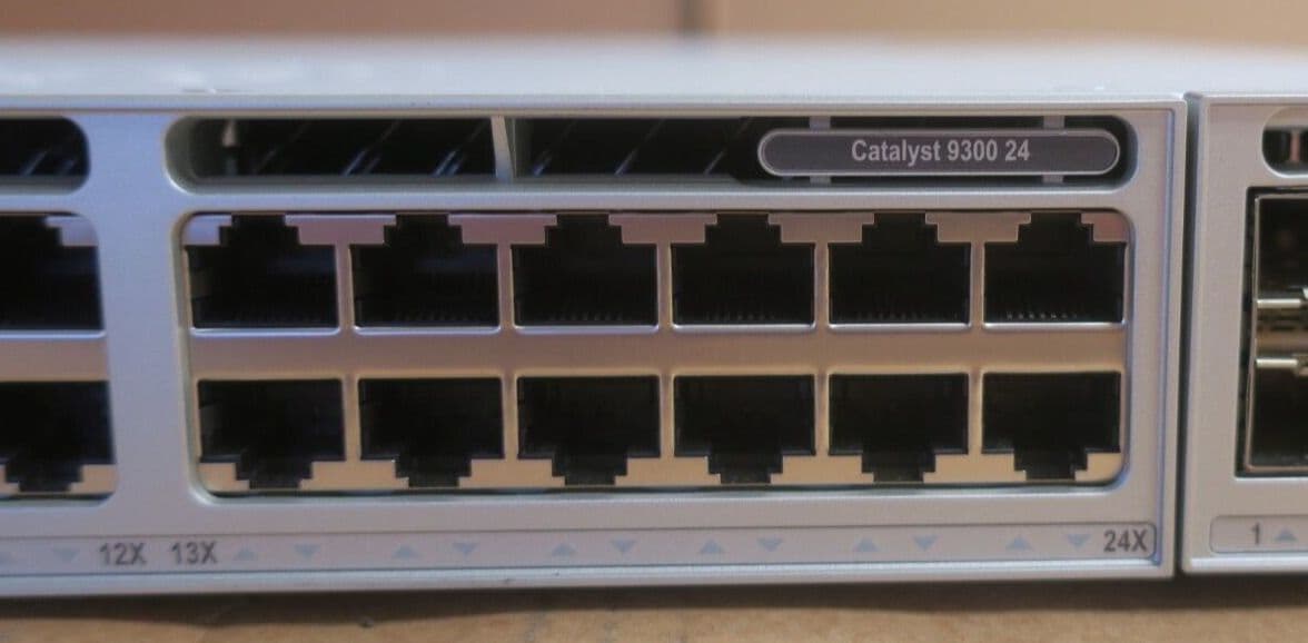Cisco Catalyst C9300-24T-A 9300 24x 1GbE RJ45 C9300-NM-8X 1U Managed Switch