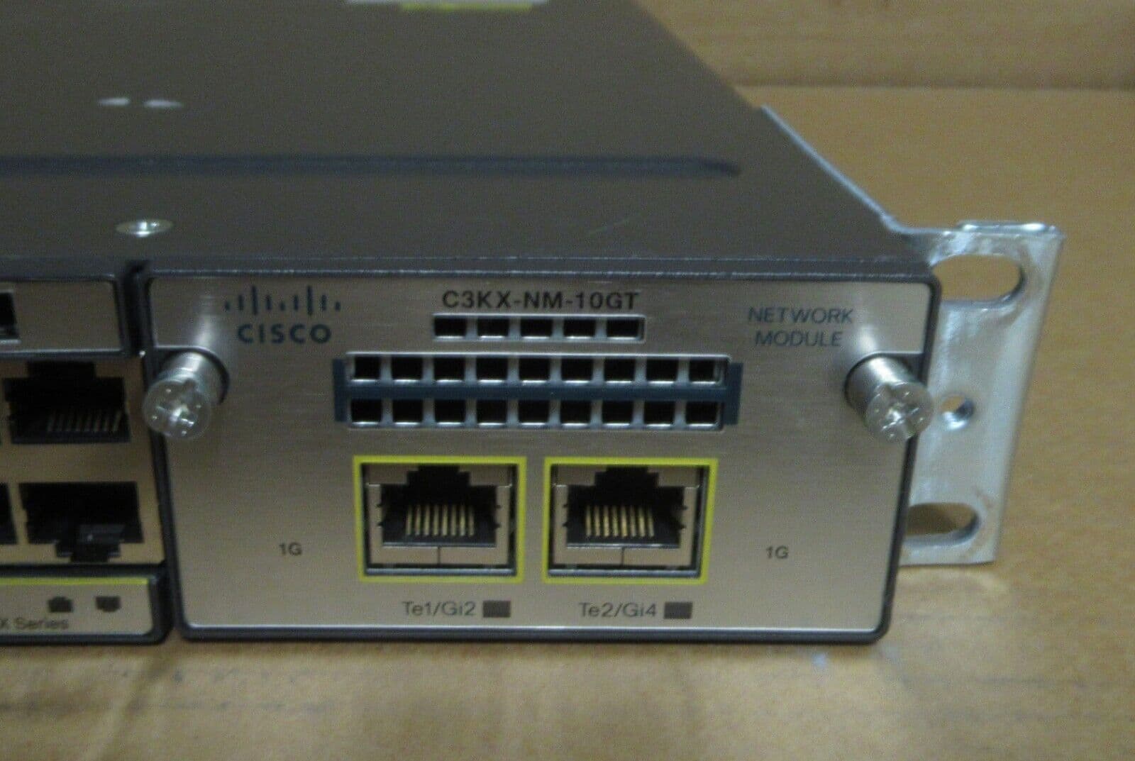 Cisco Catalyst WS-C3750X-24T-S 24 Port Managed 10/100/1000 1GbE ...