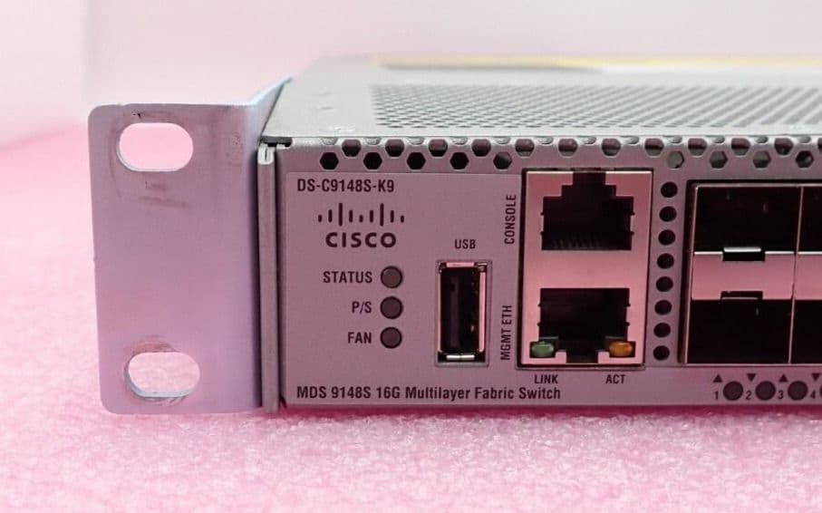 Cisco DS-C9148S-K9 MDS 9148S 48x 16G FC 24-Active Multilayer Fabric Switch
