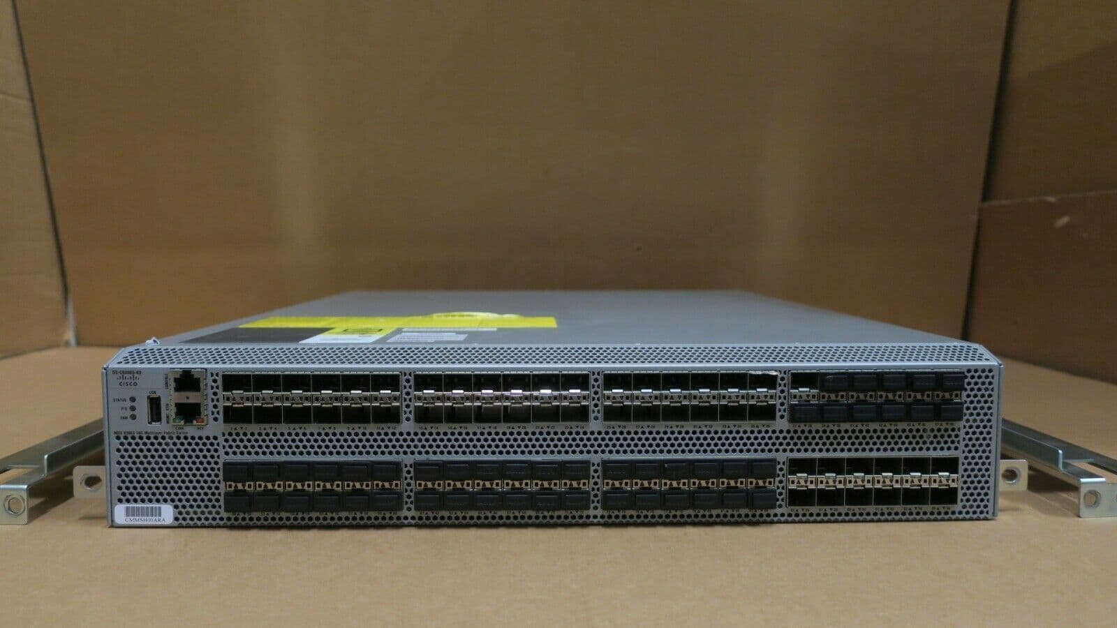 Cisco DS-C9396S-K9 MDS 9396S-K9 48-Port Active 16GbE Multilayer Fabric ...