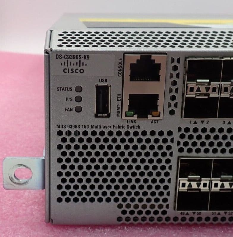 Cisco MDS 9396S 96x 16G FC 48-Active Multilayer Fabric Switch DS-C9396S-K9