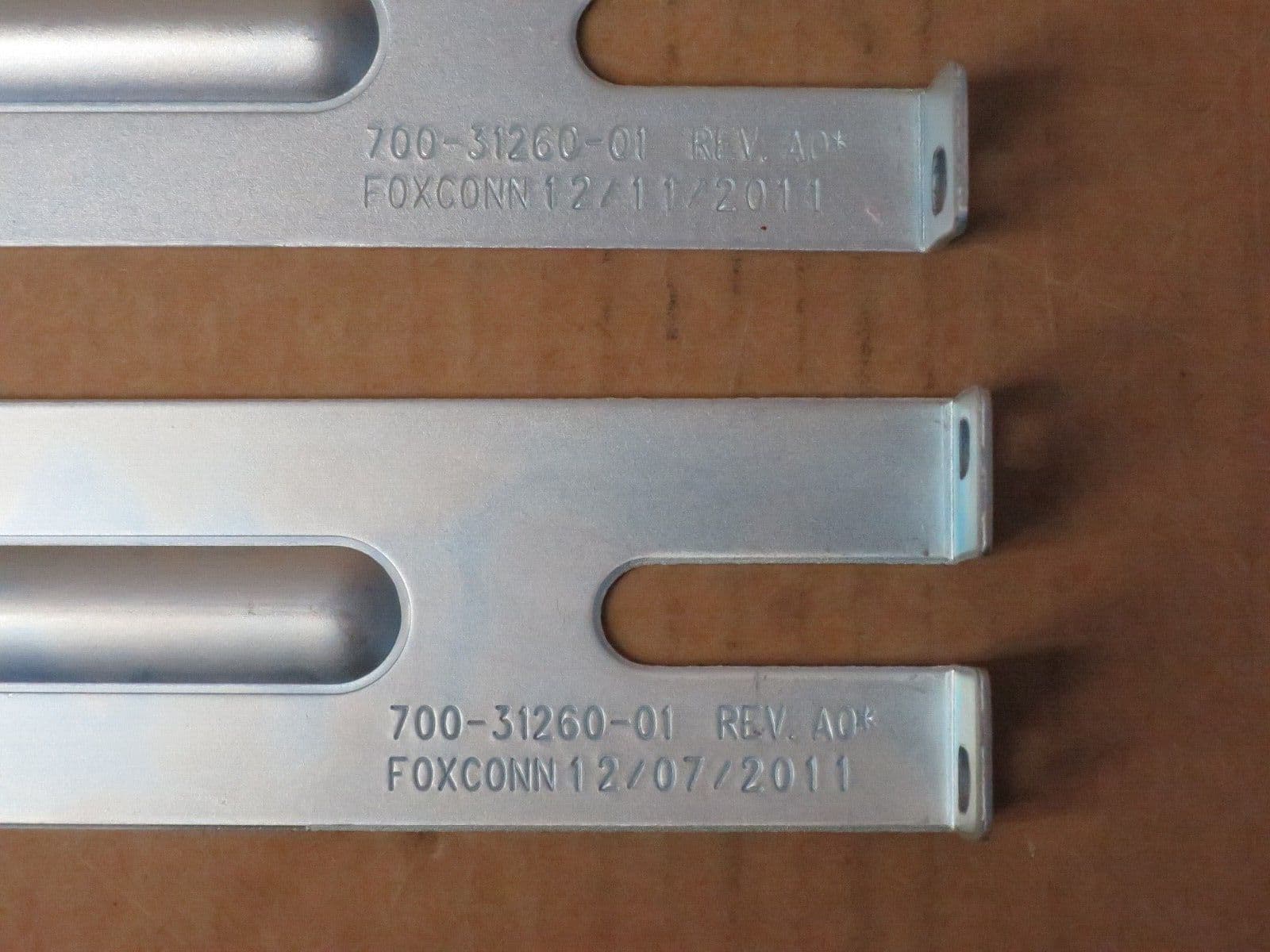 Cisco Nexus 2000 series FoxConn 700-31260-01 Switch Bracket 19" outer ...