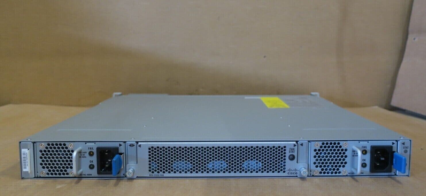 CISCO Nexus N2K-C2232TM-E-10GE 32 Port Fabric Extender 8 SFP N2K-M2800P