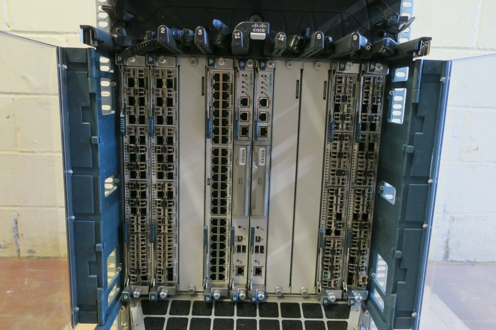 Cisco Nexus N7K-C7010 7000 Series 21U Network Chassis 3x N7K-F248XP-25E SFP