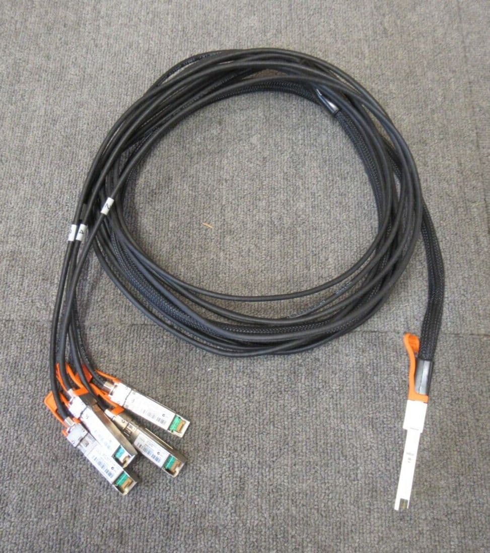 Cisco QSFP-4SFP10G-CU3M 37-1320-02 QSFP To 4x SFP 10G 3M Passive Copper ...