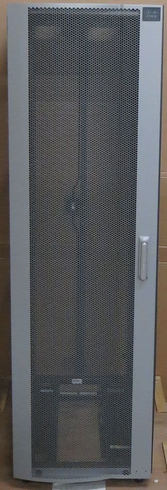 Cisco R42610 42U RACK-UCS2-INT Server Enclosure Network Rack Cabinet ...