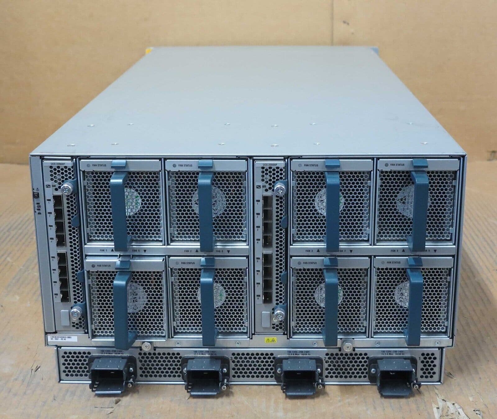 Cisco UCS 5108 Blade Server Chassis 4xPSU 2x Fabric Extender UCS-IOM-2208XP