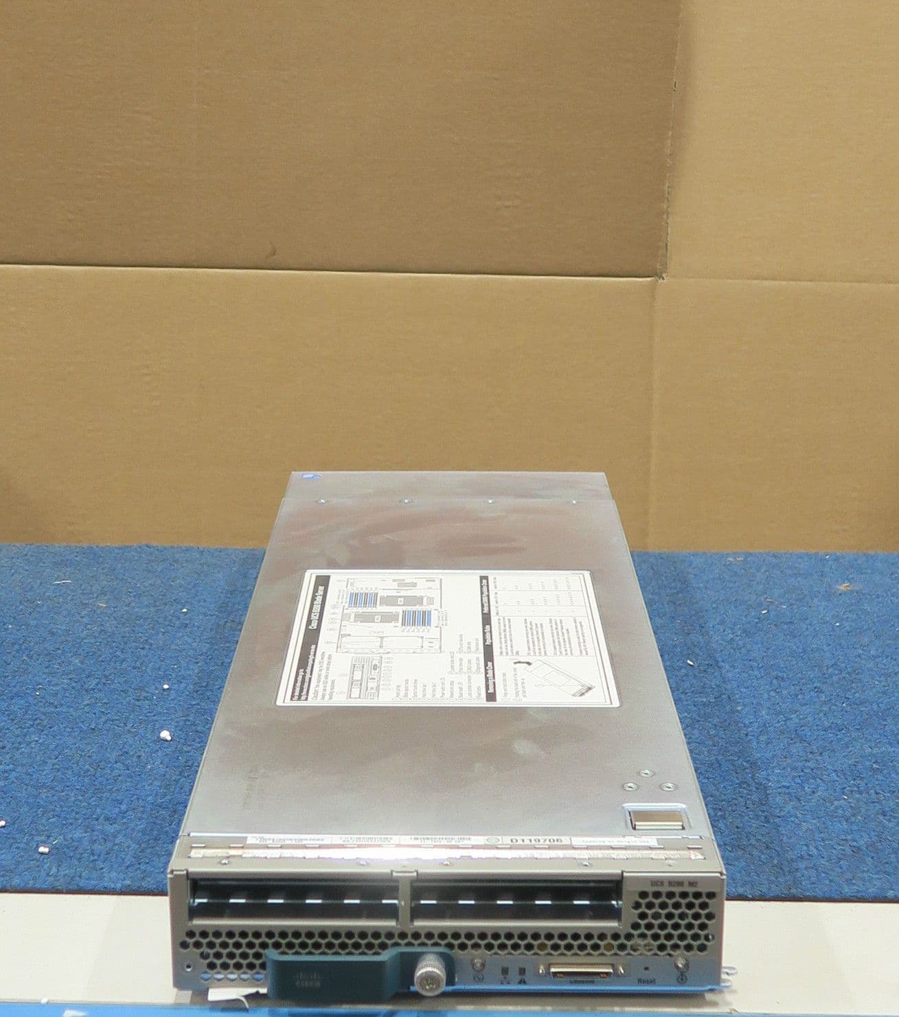 Cisco UCS B200 M2 N20-B6625-1 - Barebones Blade Server With Motherboard