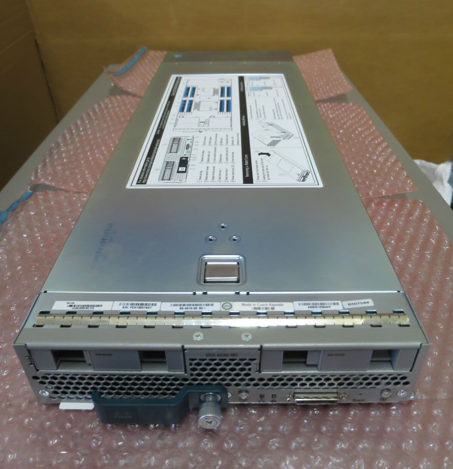 Cisco UCS-B200-M3 B200 M3 Blade Server 2 x E5-2670 8-Core 512 Gb RAM ...