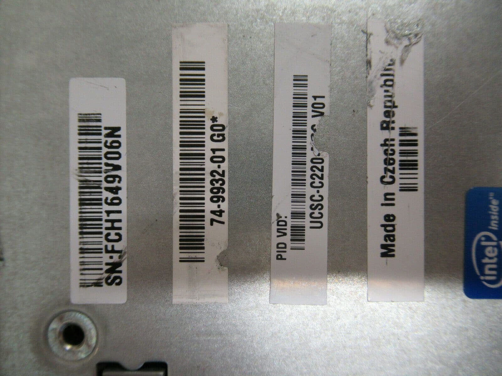Cisco UCS C220 M3 2x E5-2609 2 4GHz 32GB RAM 2 6TB HDD RAID 9266-4i 1U ...