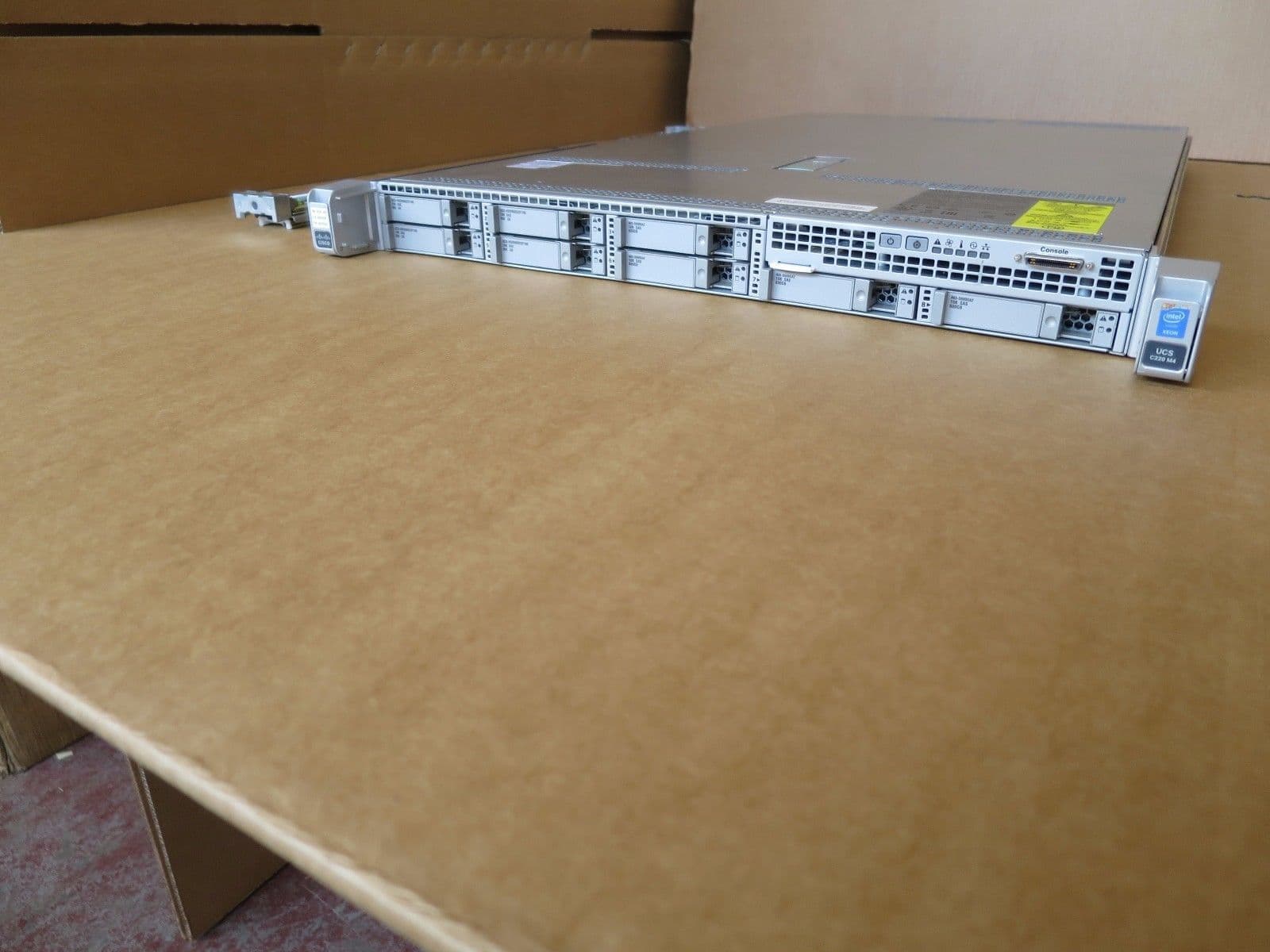 Cisco UCS C220 M4 UCSC-C220-M4S 1U Rack Server CTO 12G RAID 8 x 2 5 ...