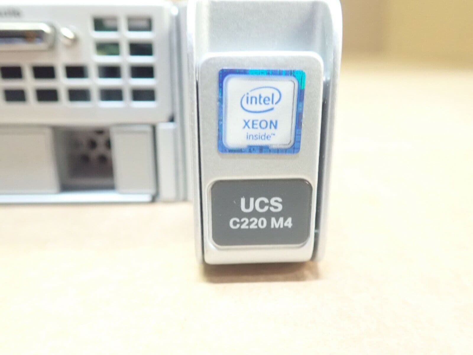 Cisco UCS C220 M4 UCSC-C220-M4S CTO 1U 8x 2 5" SAS Bay Dual PSU Spec