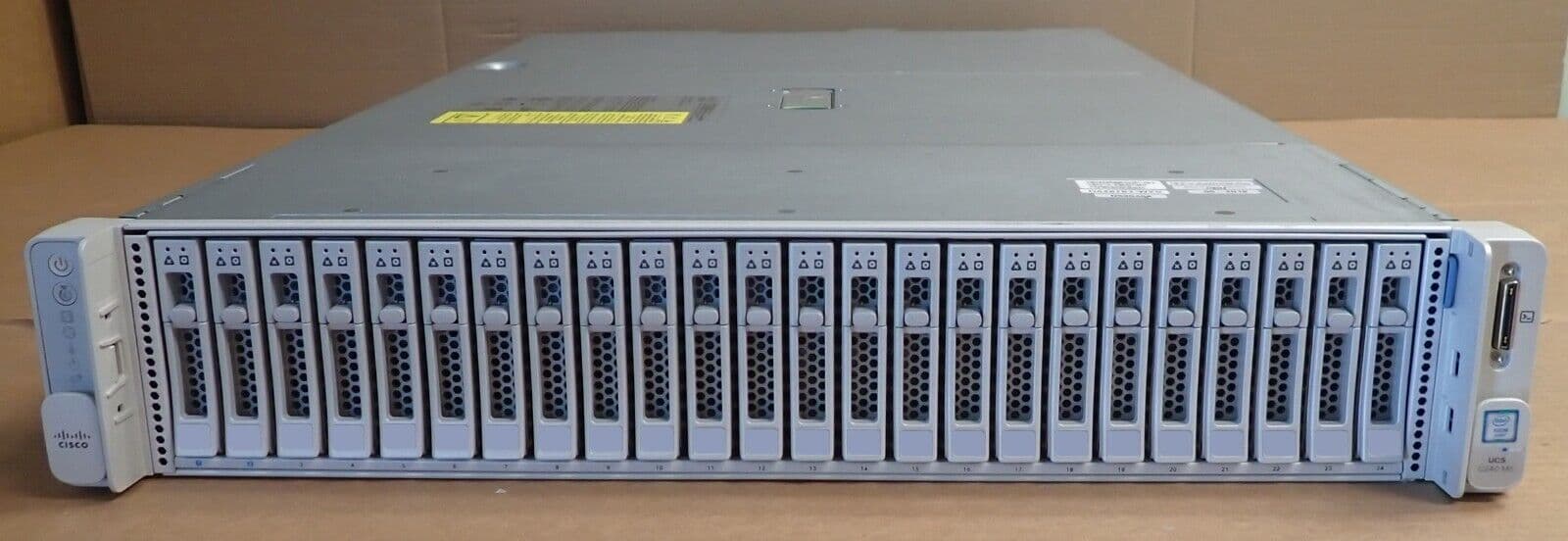 Cisco UCS C240 M5 CTO 2U Server 1-2 2nd Gen Scalable CPU 24-DIMM 24-Bay ...
