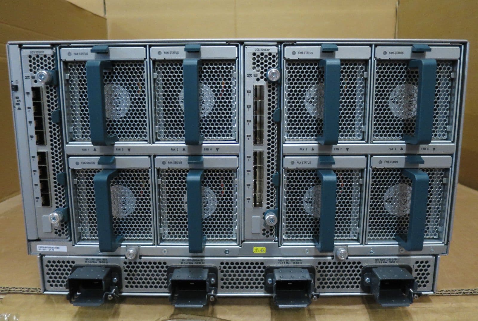 Cisco UCS5108 4x B200 M3 Blade Servers 8x 8 Core 2 60GHz 1024Gb RAM ...
