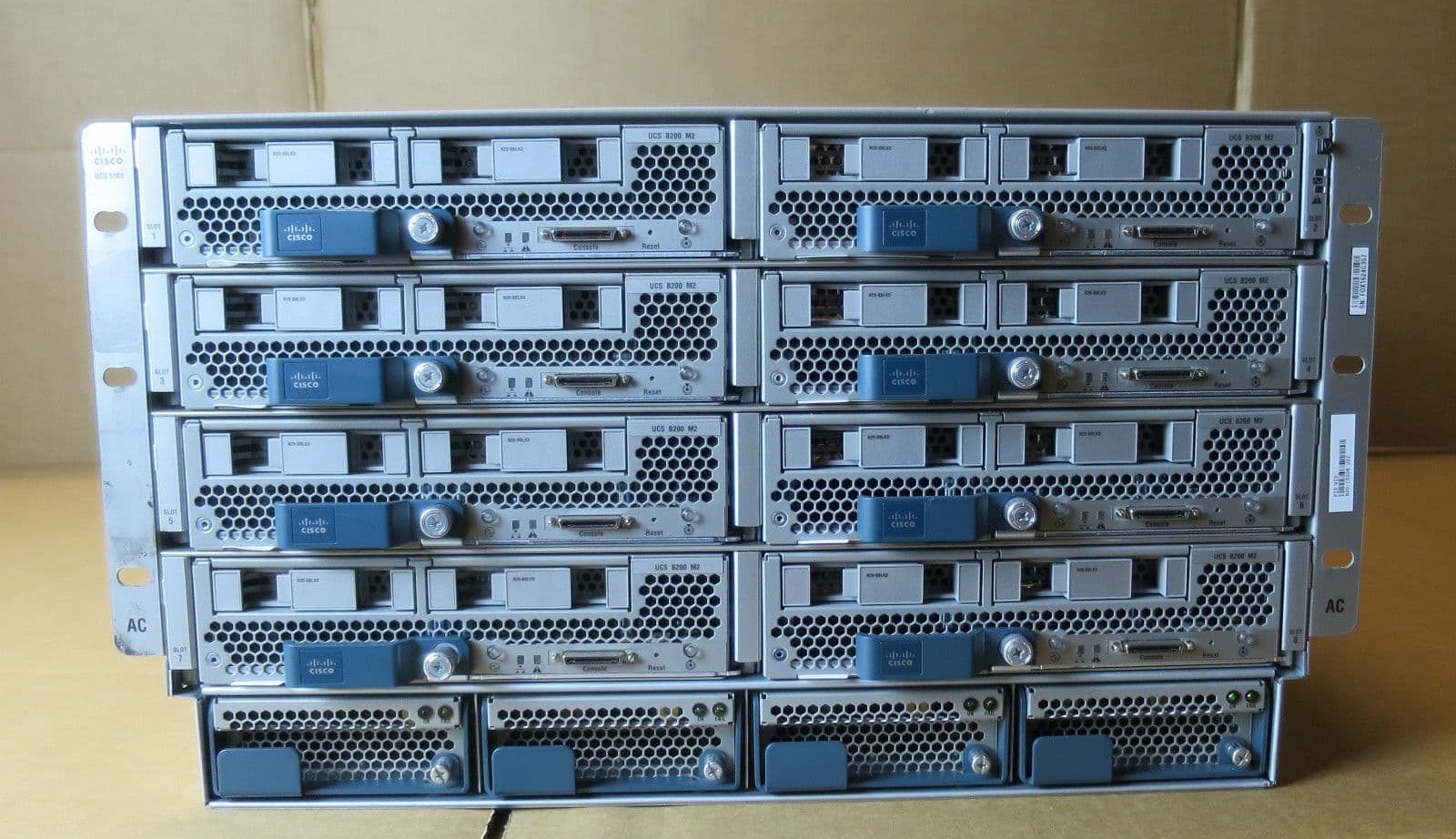 Cisco UCS5108 8x B200 M2 Blade Servers 16x SIX-CORE 2 40GHz 192Gb RAM ...