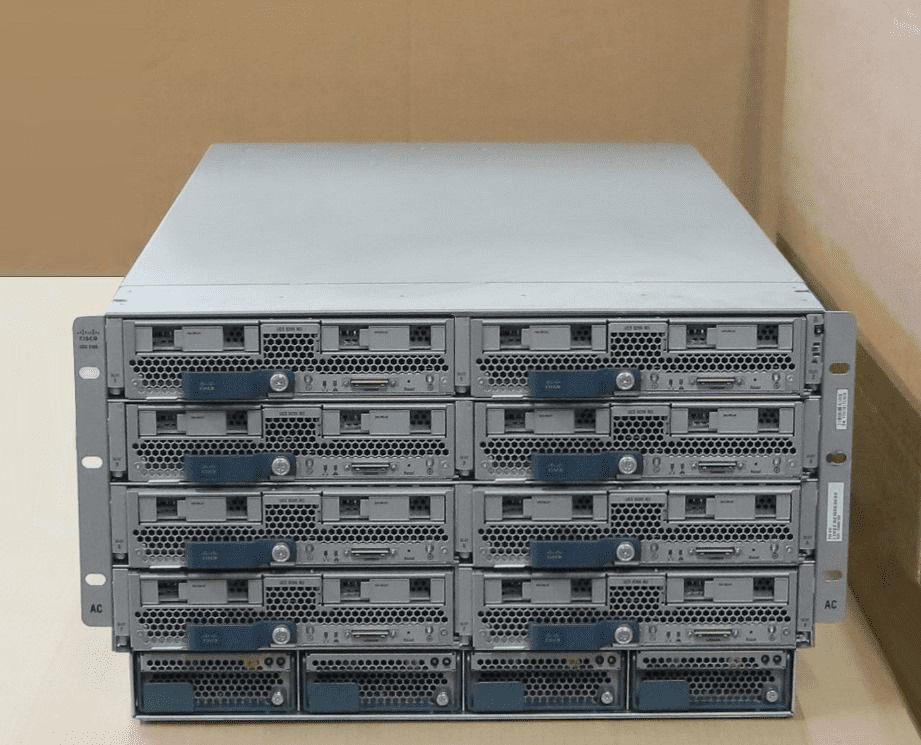 Cisco UCS5108 8x B200 M3 Blade Servers 16x EIGHT-CORE 2 60GHz 768Gb R ...