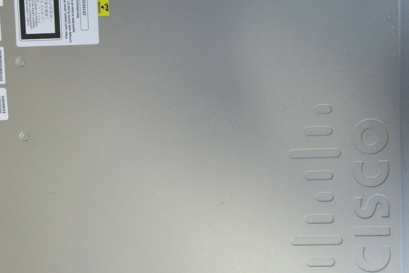 Cisco WS-C3850-24T-S 24 Port IPBase Gigabit Ethernet L3 Managed 2 x PSU ...
