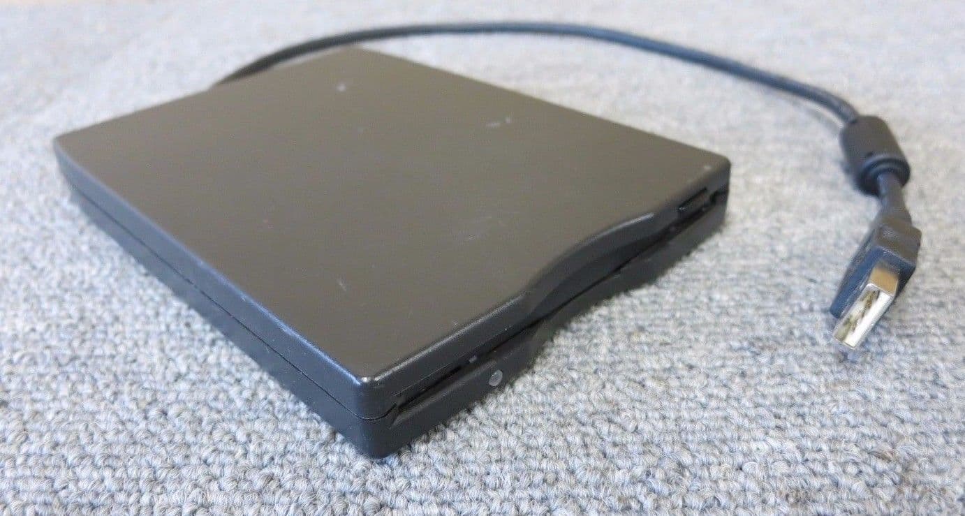 Compaq 19308801-28 254304-001 USB 3 5" 1 44MB External Portable Flopply ...