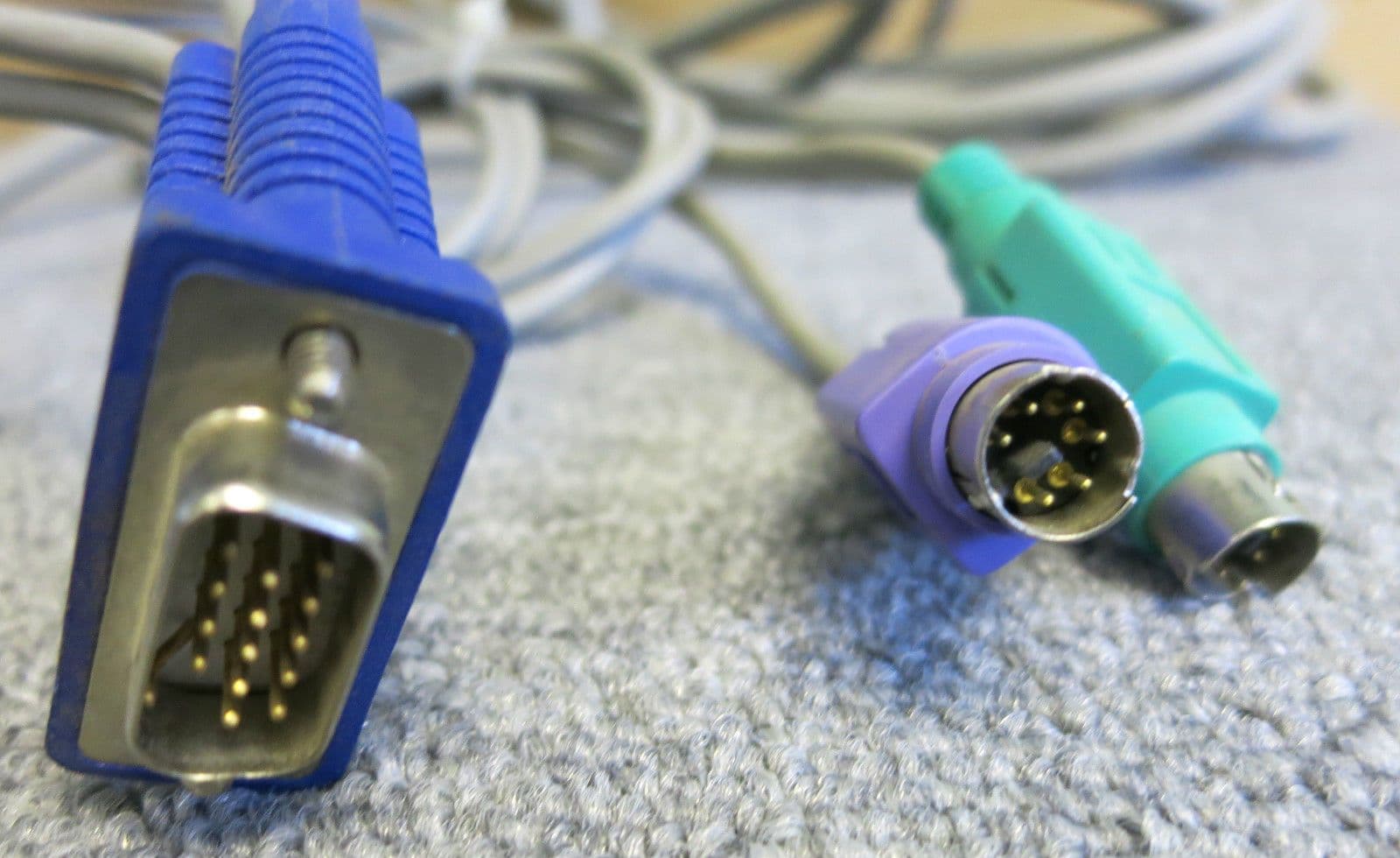 Compaq 224386-003 KVM Cable 15 Pin Male PS/2 to 15 Pin Male PS/2 11FT