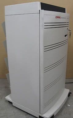 Compaq DS-SWXRA-MH StorageWorks Raid Array 8000 FC Pedestal P/n 380550-B22