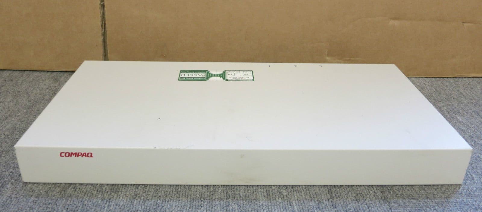 Compaq KVM Console Server Switch 106-1655-01 Rack Mountable