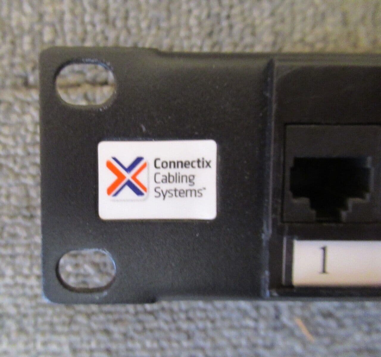 Connectix 009-001-009-07 24 port Cat6 1U 19" Ethernet RJ45 Patch Panel ...