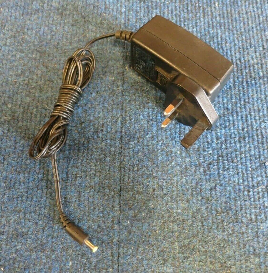 Cui EMSA-P13P-SZ-C10 3 Pin UK Plug Switch Mode AC Power Adapter 18W 12V ...