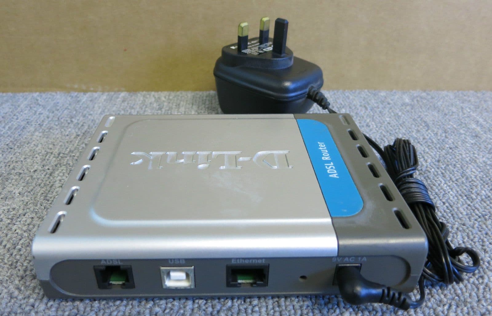 D-Link ADSL Router Modem 1 LAN USB Filter Ethernet - Model DSL-502T