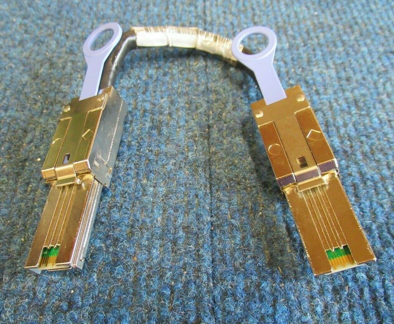 Dell 0WYDVP WYDVP Force 10 N2000 N3000 N-Series Switch 0 25M Stacking Cable