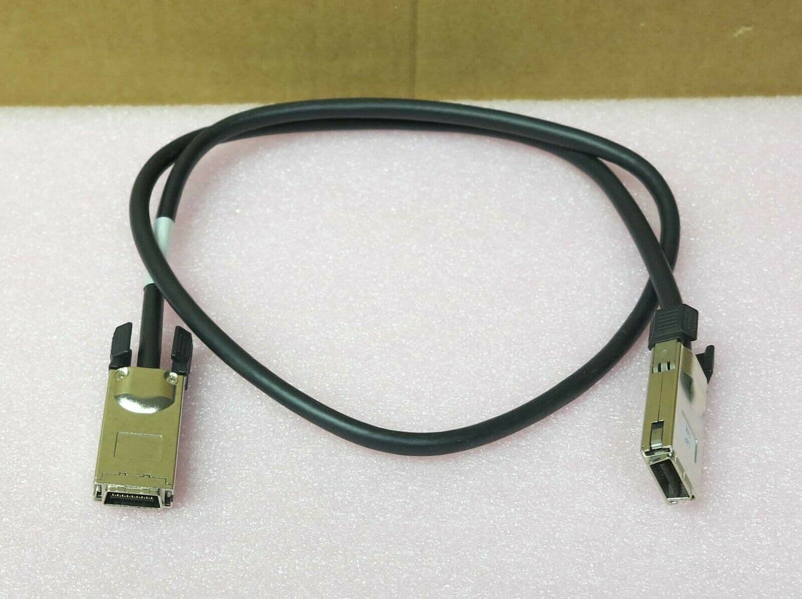Dell 1M Stacking Cable PowerConnect 6248 6224 R-CS-F4XFF4XF-R1-1000-L3C