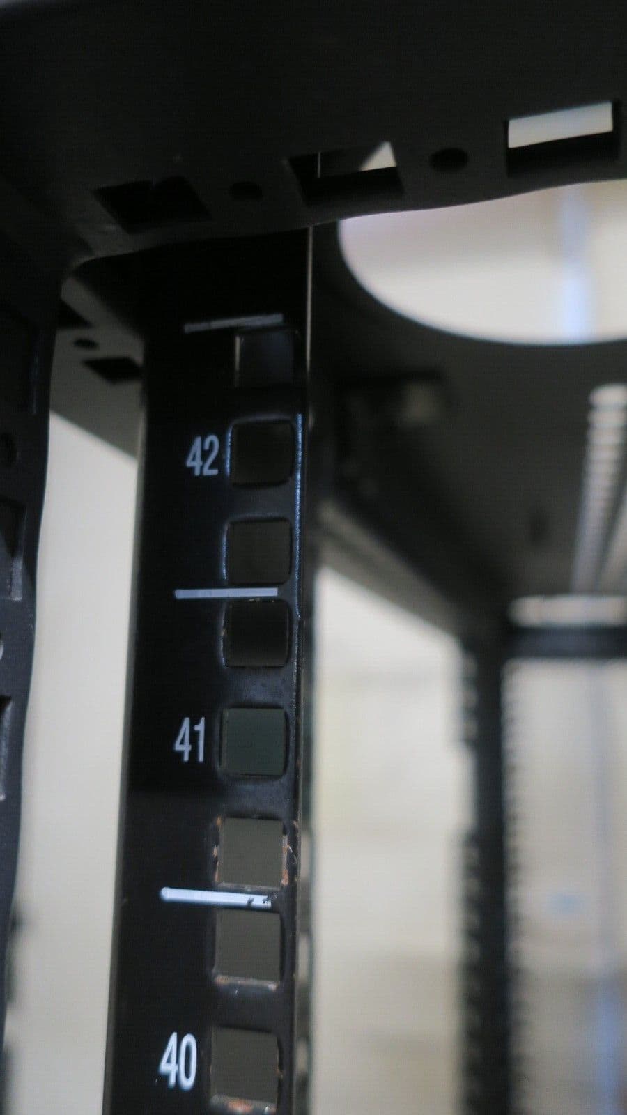 Dell 4210 42U PowerEdge Server Network Rack Cabinet Enclosure 1000mm x ...