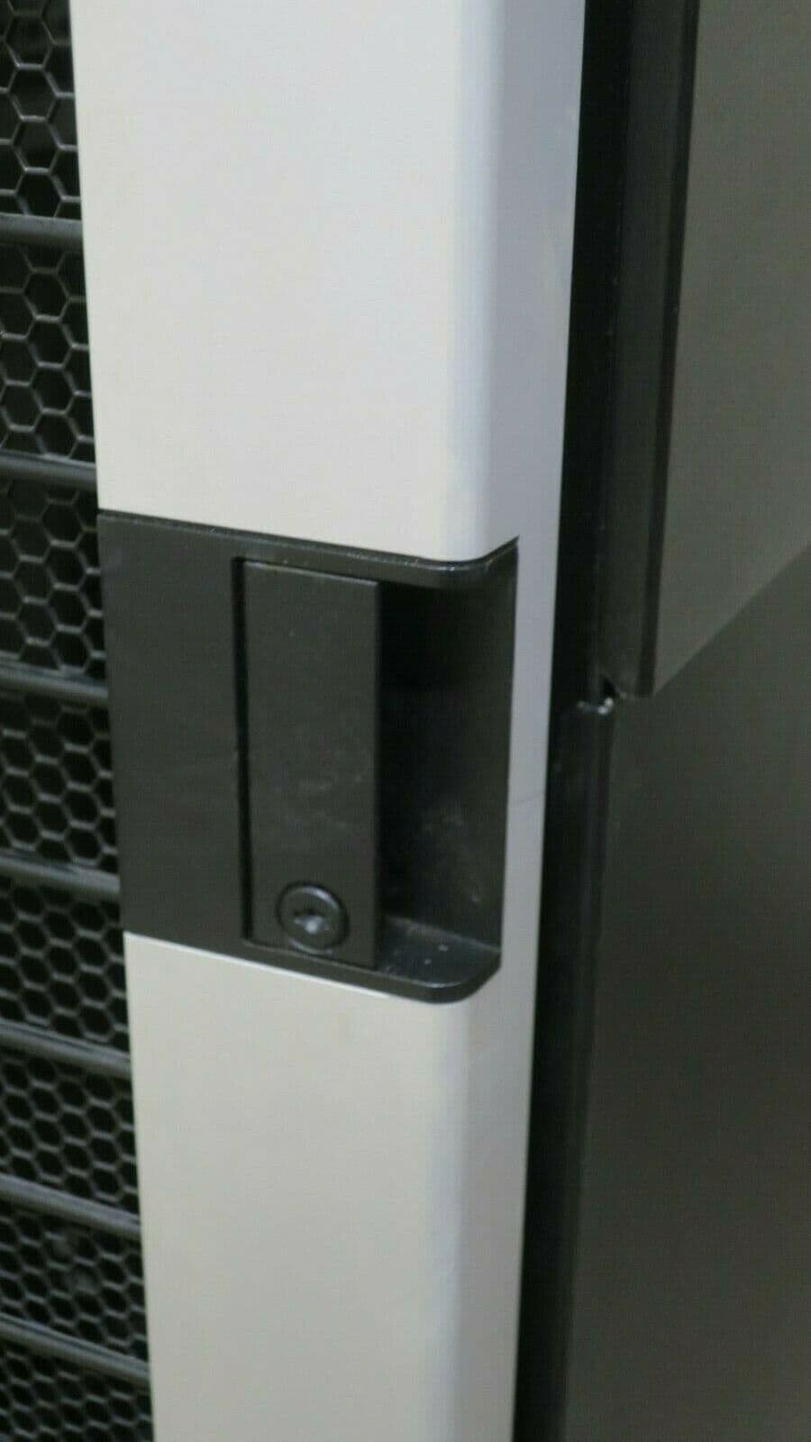 Dell 4220 42U PowerEdge Server Network Rack Cabinet Enclosure 1070mm x ...