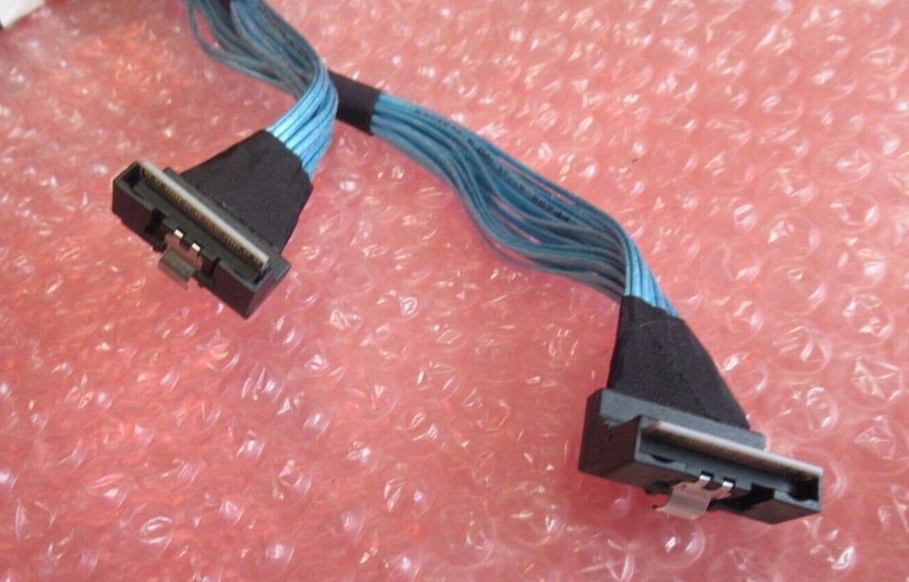 Dell 55cm R740xd 24x SFF NVMe Extender Cable Cable for Bay A1/B1 - A/B ...