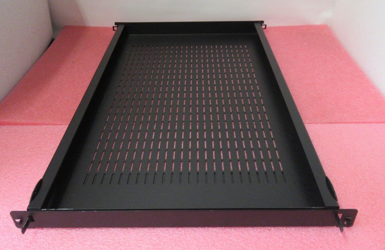 Dell 7163U 07163U Fixed Rack Shelf 1U Depth 28" Width w/ears 19" Height 2"