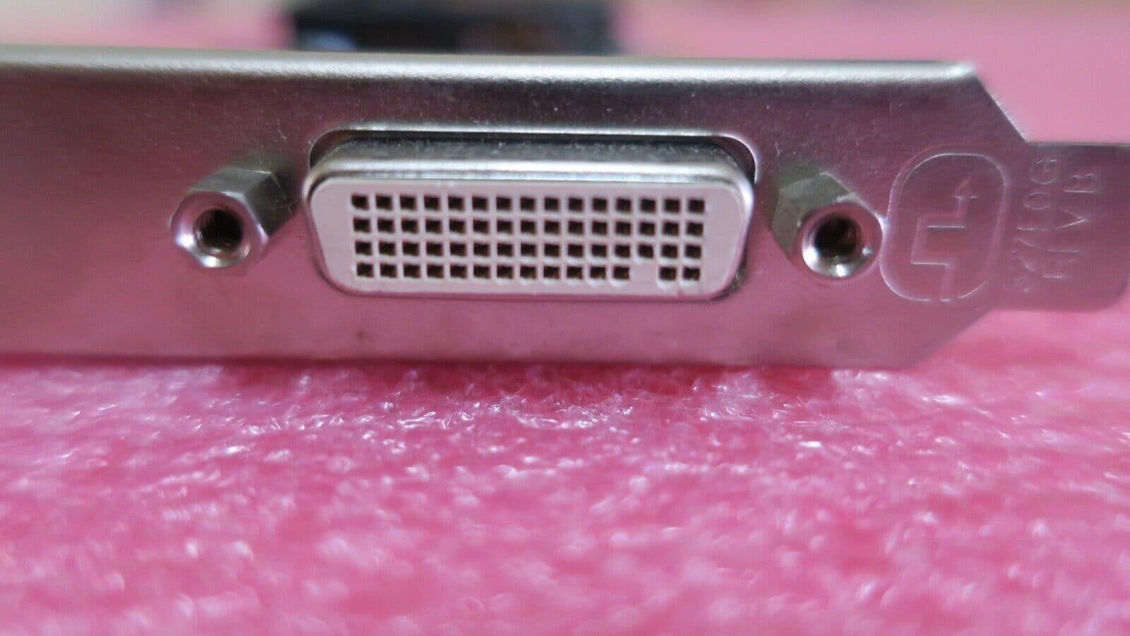 Dell AMD Radeon HD 6350 512MB DDR3 PCIe x16 Low Profile Graphics Card ...