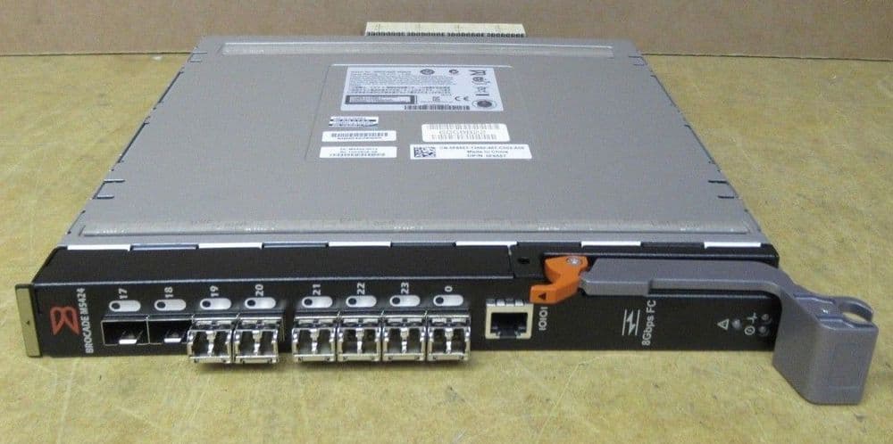 Dell Brocade M5424 8GB/s 24-Port FC Blade Switch for M1000E F855T 6x 8G SFP