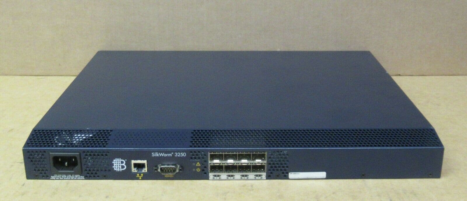 Dell Brocade Silkworm 3250 8-Port 2GB Fabric Fibre Channel Switch XDL ...