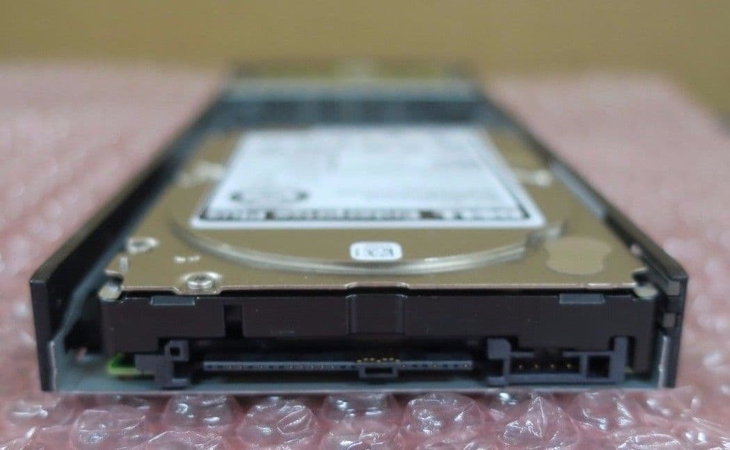 Dell Compellent 600GB Xyratex 10K 2 5 SAS 6Gbp/s HDD Hard Drive Caddy GVT60