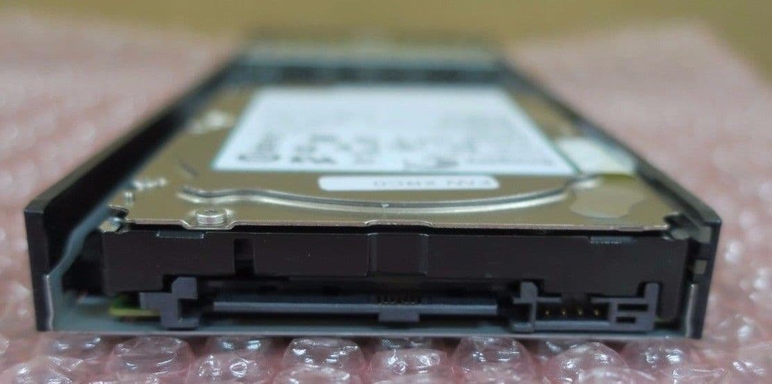 Dell Compellent 600GB Xyratex 10K 2 5 SAS 6Gbp/s HDD Hard Drive Caddy Y91Y2