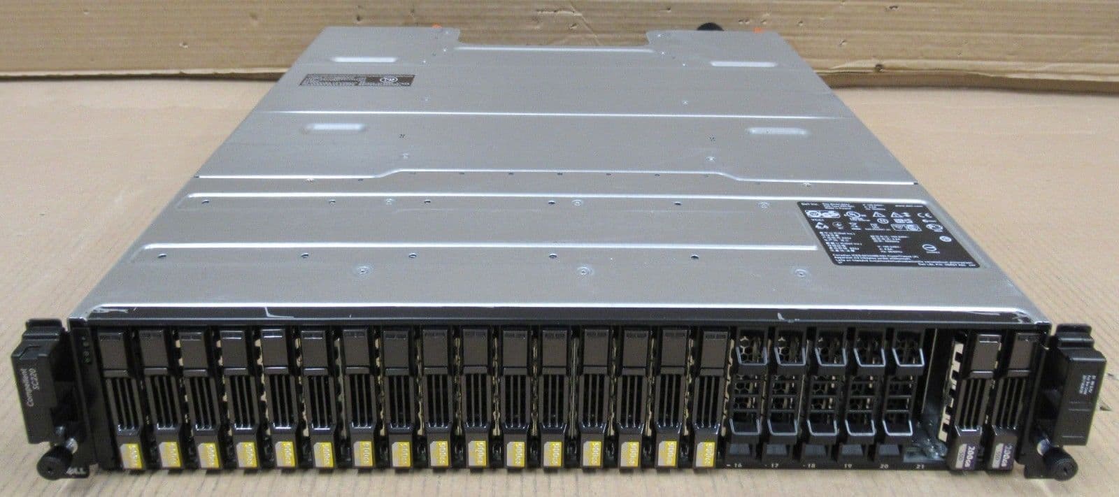 Dell Compellent SC220 14 8TB 16x 900GB 2x 200GB 2x SC2 EMM Control ...